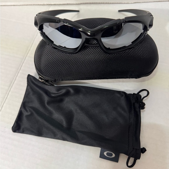 Oakley | Accessories | Vintage 9s Oakley Plate Black Frame Polarized ...